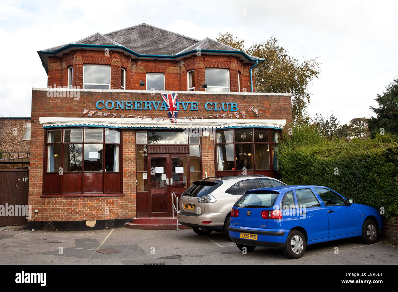 Conservative club building hi-res stock photography and images - Alamy
