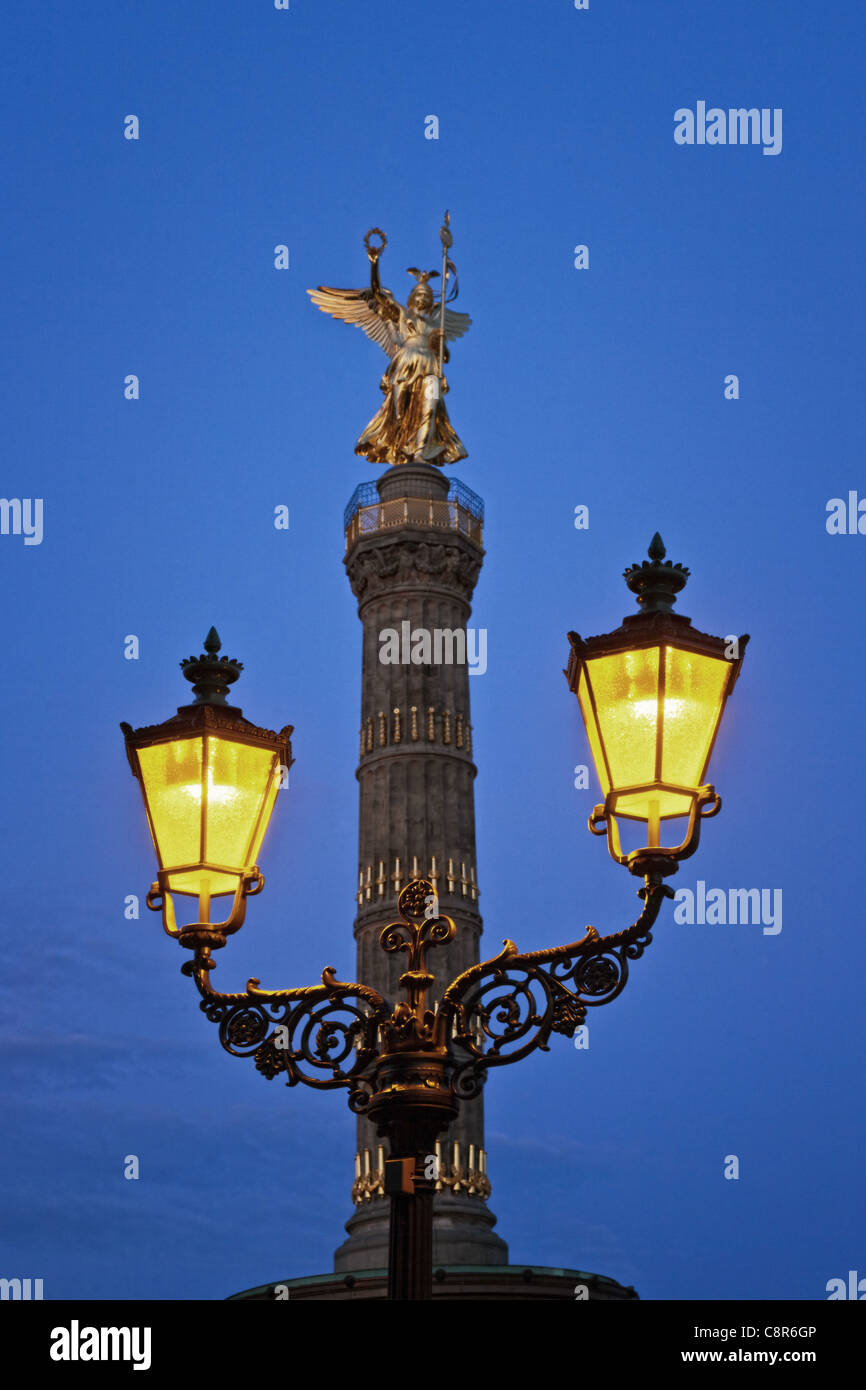 Berlin victory column hi-res stock photography and images - Alamy