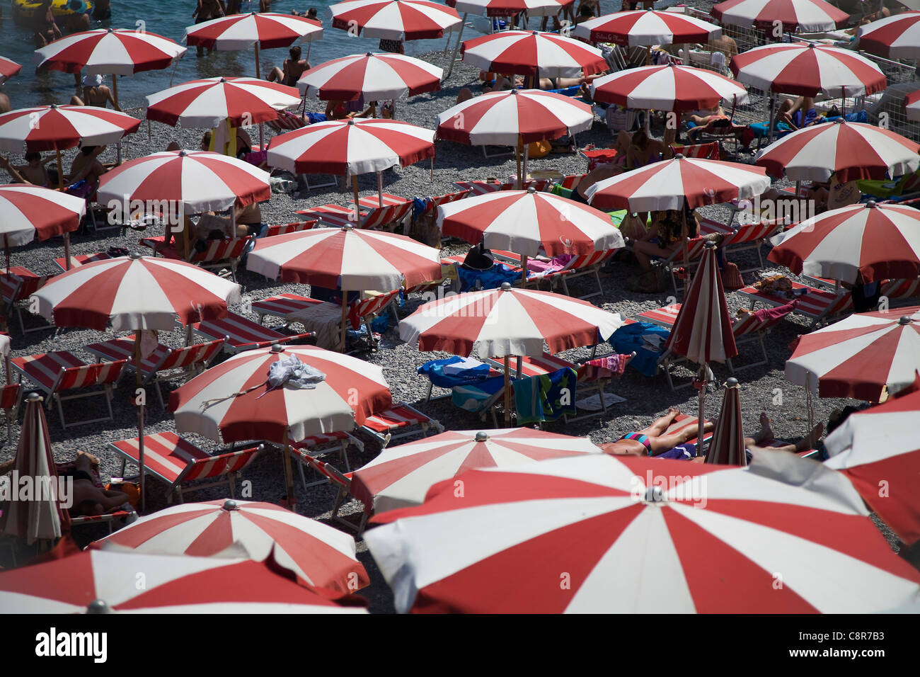 Sun umbrella italy hi-res stock photography and images - Alamy