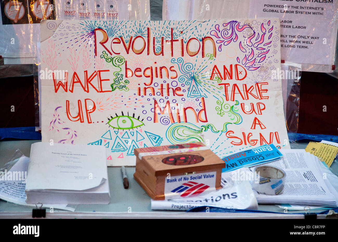 Leaderless resistance hi-res stock photography and images - Alamy