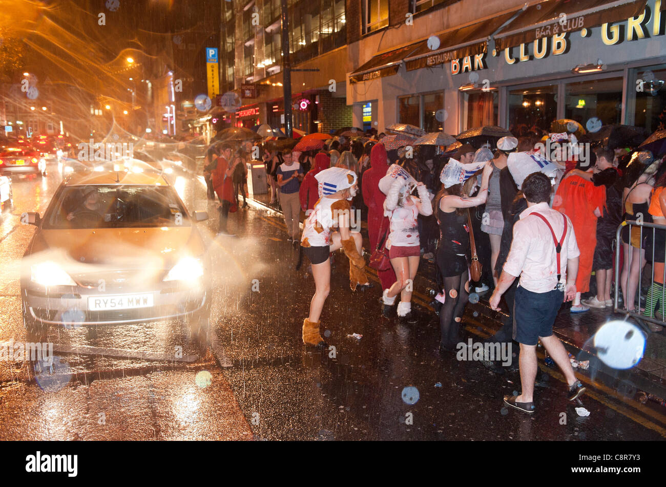 Rain nightclub hi-res stock photography and images - Alamy