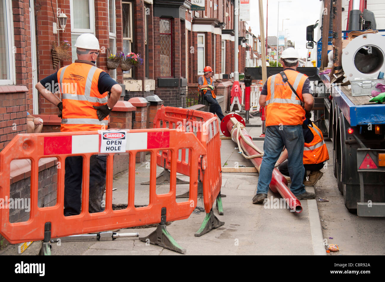 Overhead line pole hi-res stock photography and images - Alamy