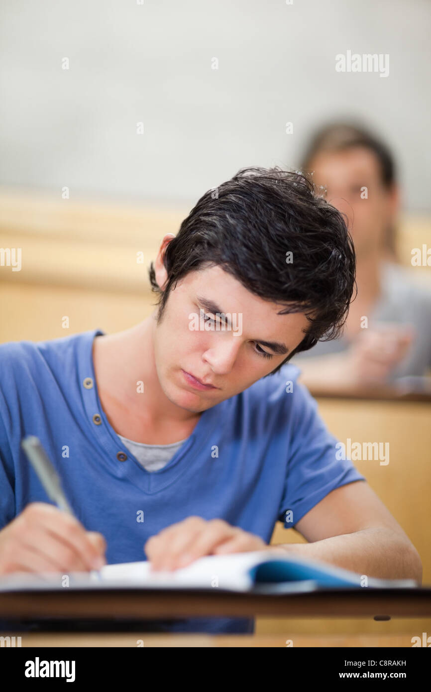 Student lecture theatre notes hi-res stock photography and images - Alamy