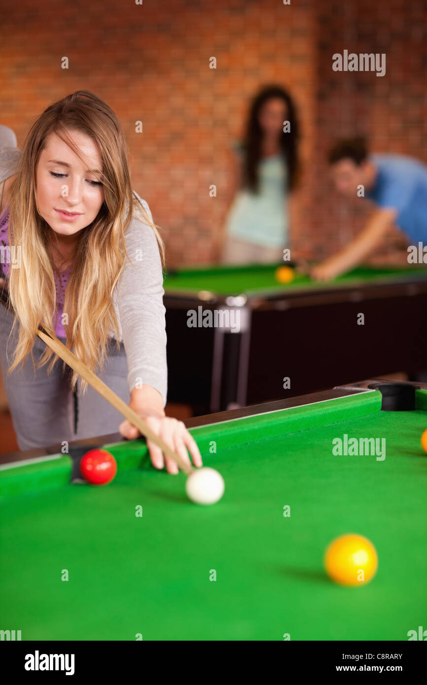 Snooker pro hi-res stock photography and images - Alamy