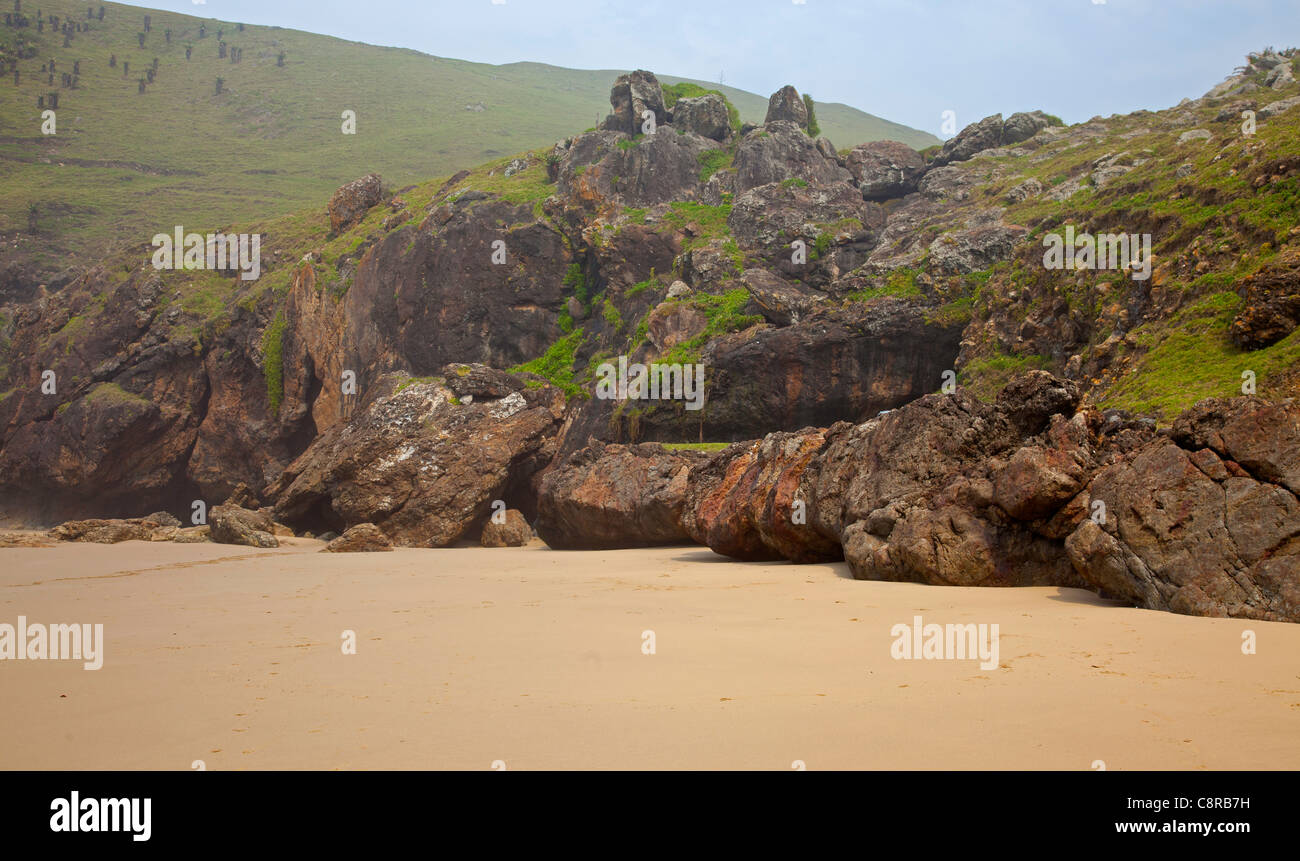 white clay beach wild coast Stock Photo - Alamy