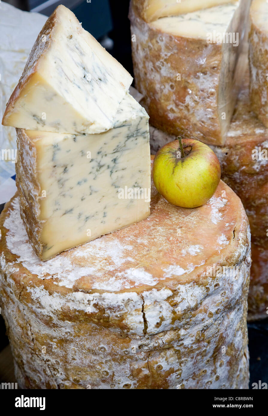Blocks of cheese hi-res stock photography and images - Alamy