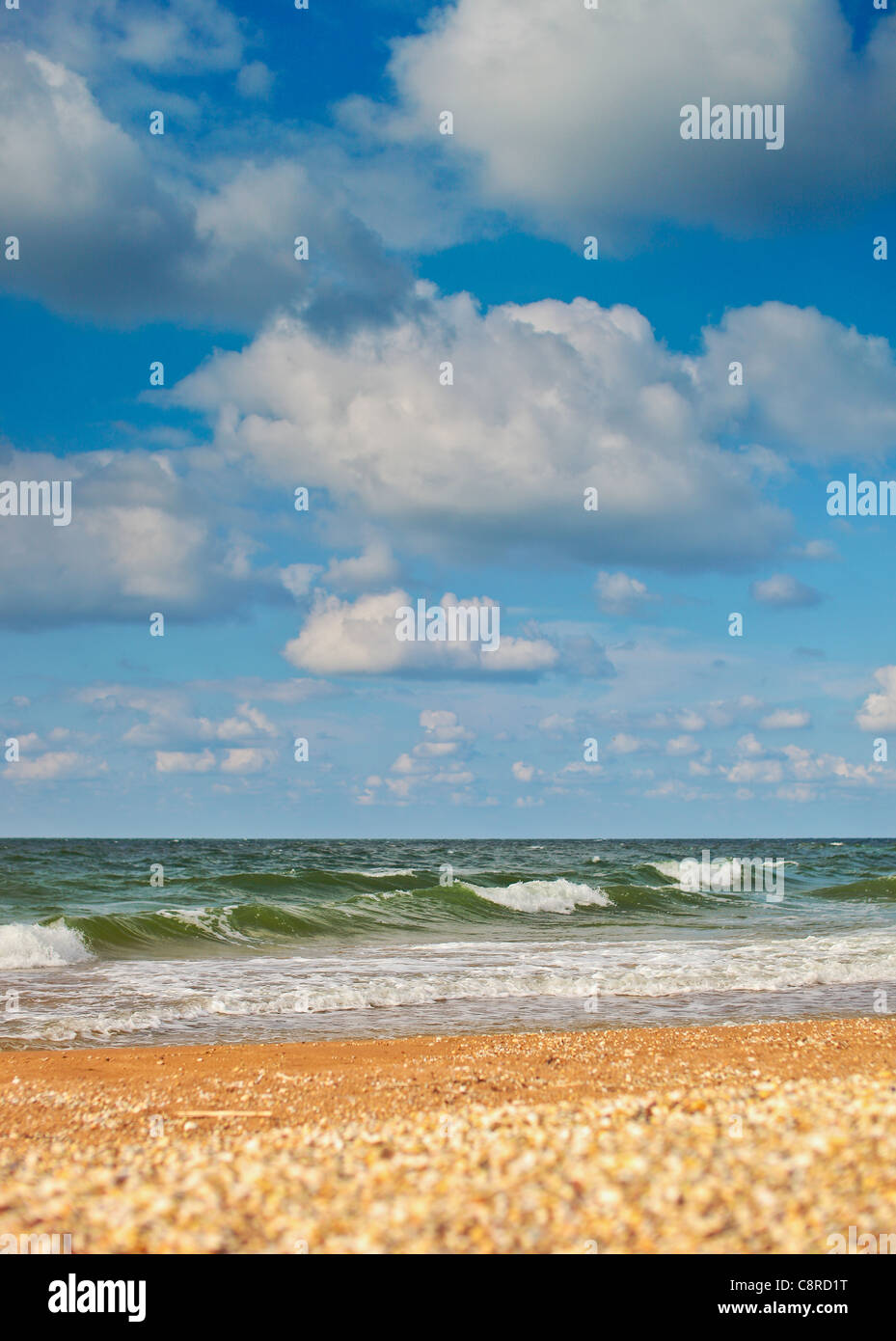 Sea of Azov beach and sky with high clouds background Stock Photo - Alamy
