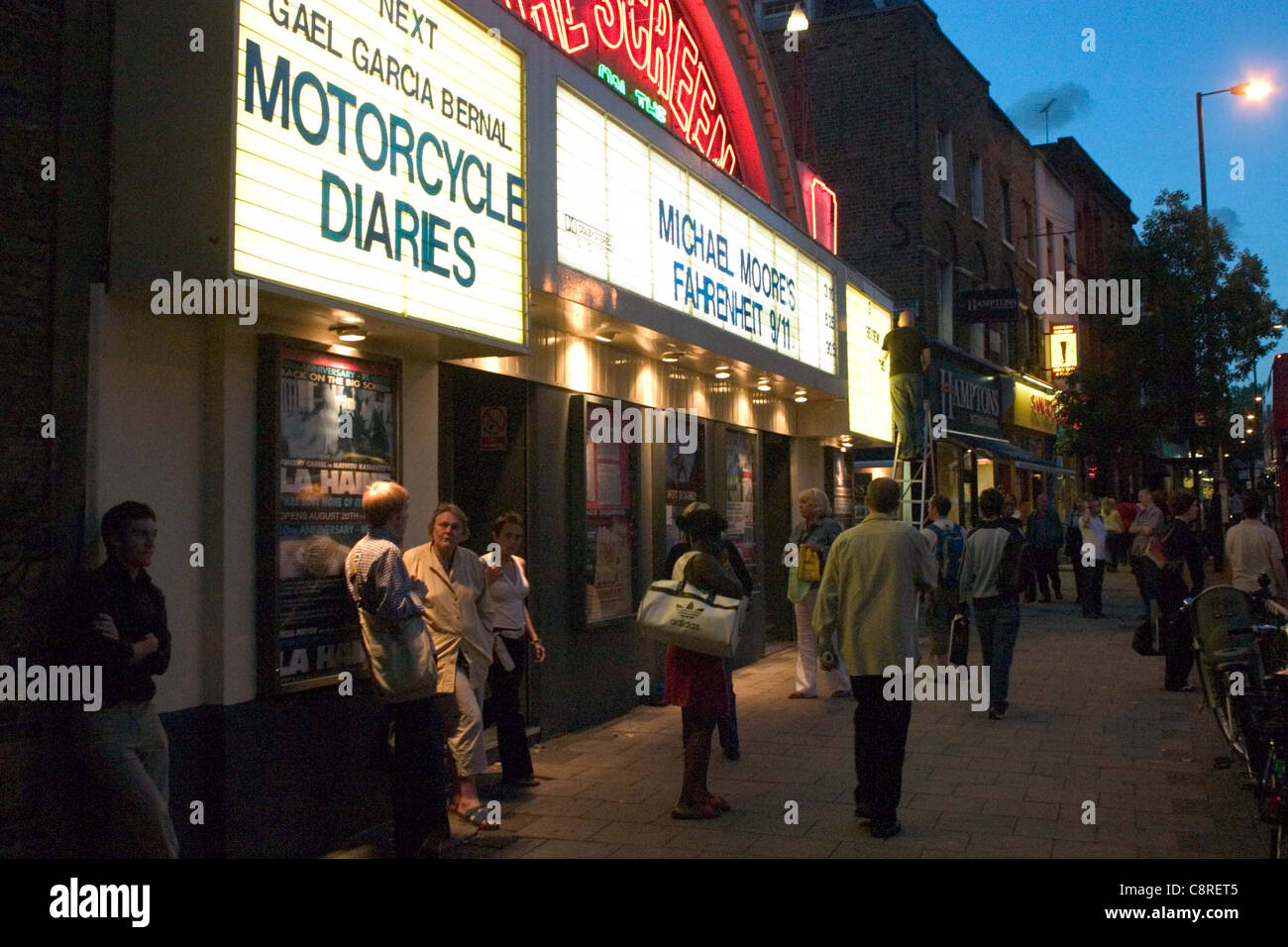Independent movie theater hi-res stock photography and images - Alamy