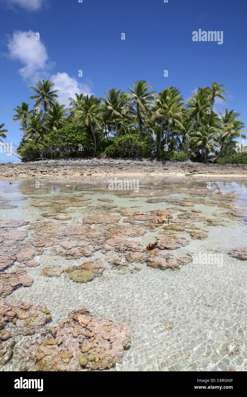 Tuvalu, island in the pacific ocean Stock Photo - Alamy