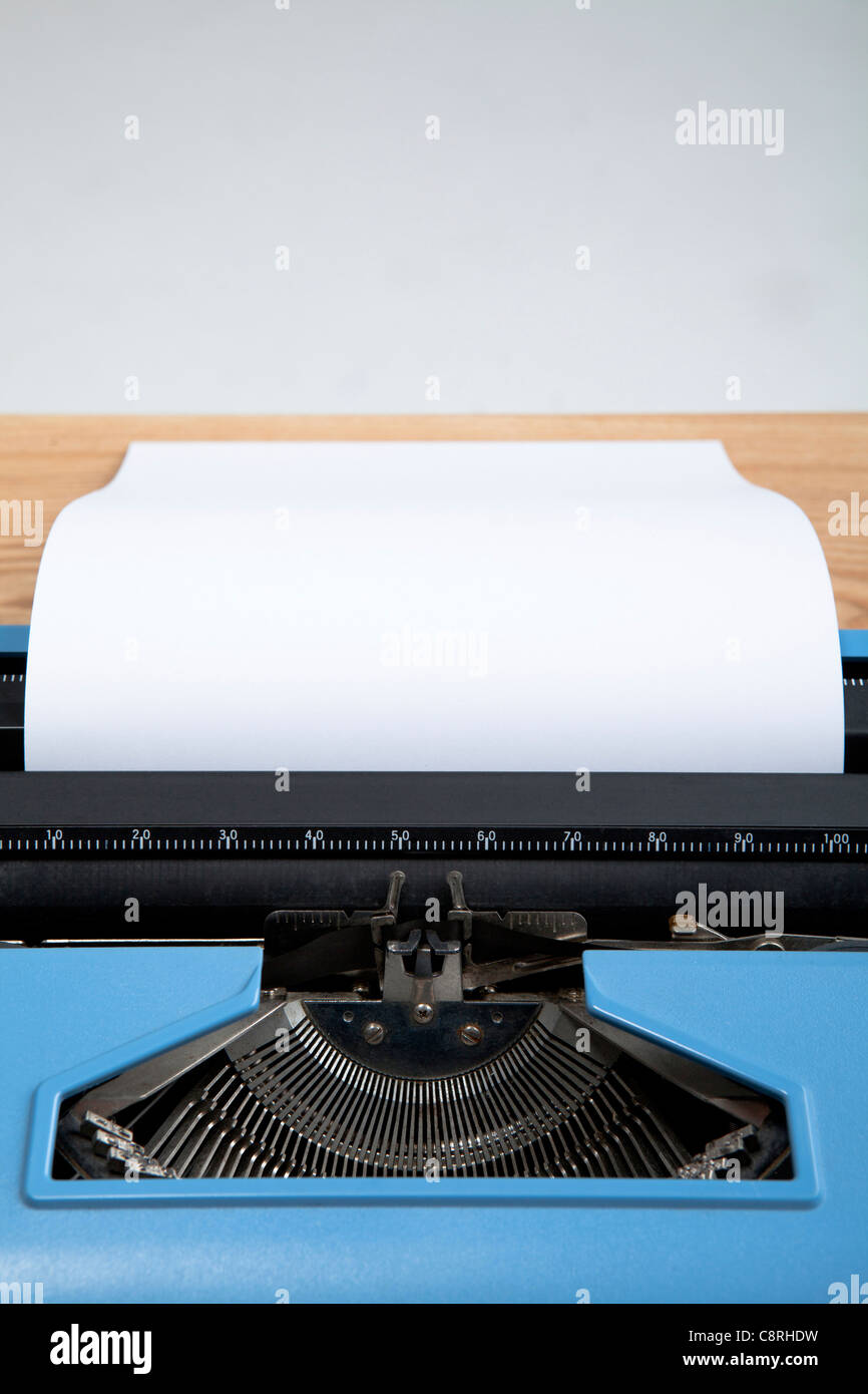 Type paper hi-res stock photography and images - Alamy