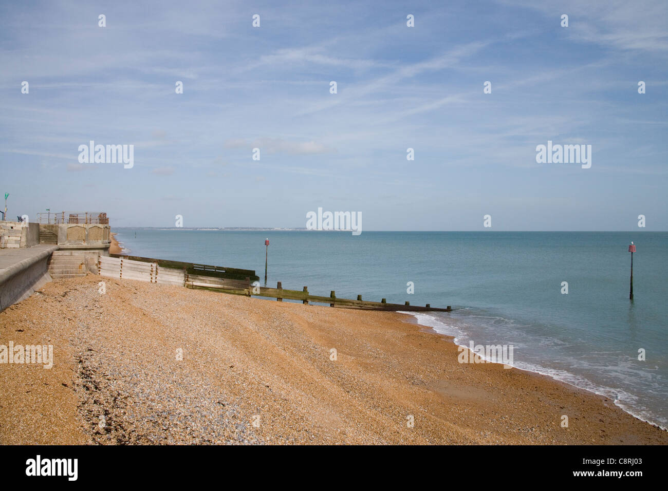 Deal castle beach hi-res stock photography and images - Alamy