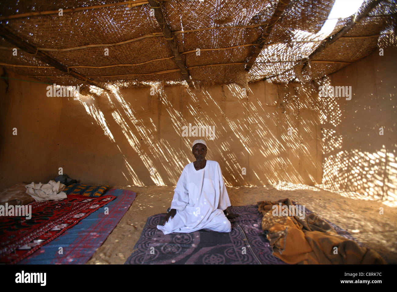 Interior of a poor house in africa hi-res stock photography and images ...