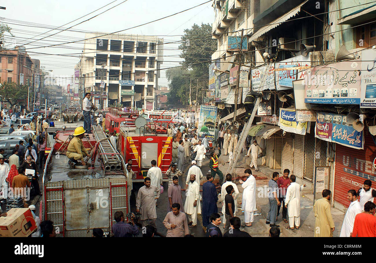 Fire broke out incident lahore firefighters busy in rescue ope hi-res ...