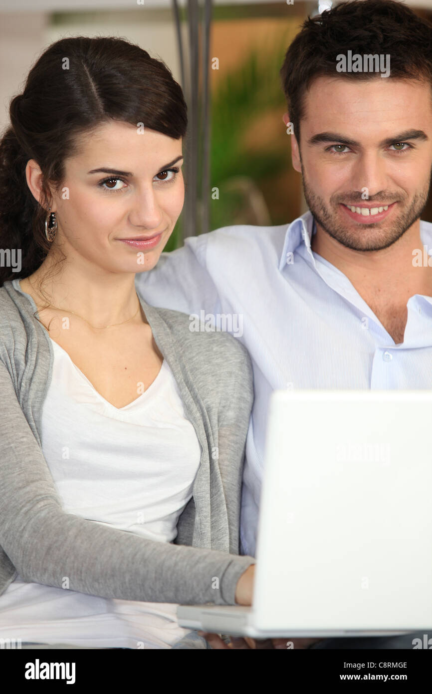 Smug couple hi-res stock photography and images - Alamy
