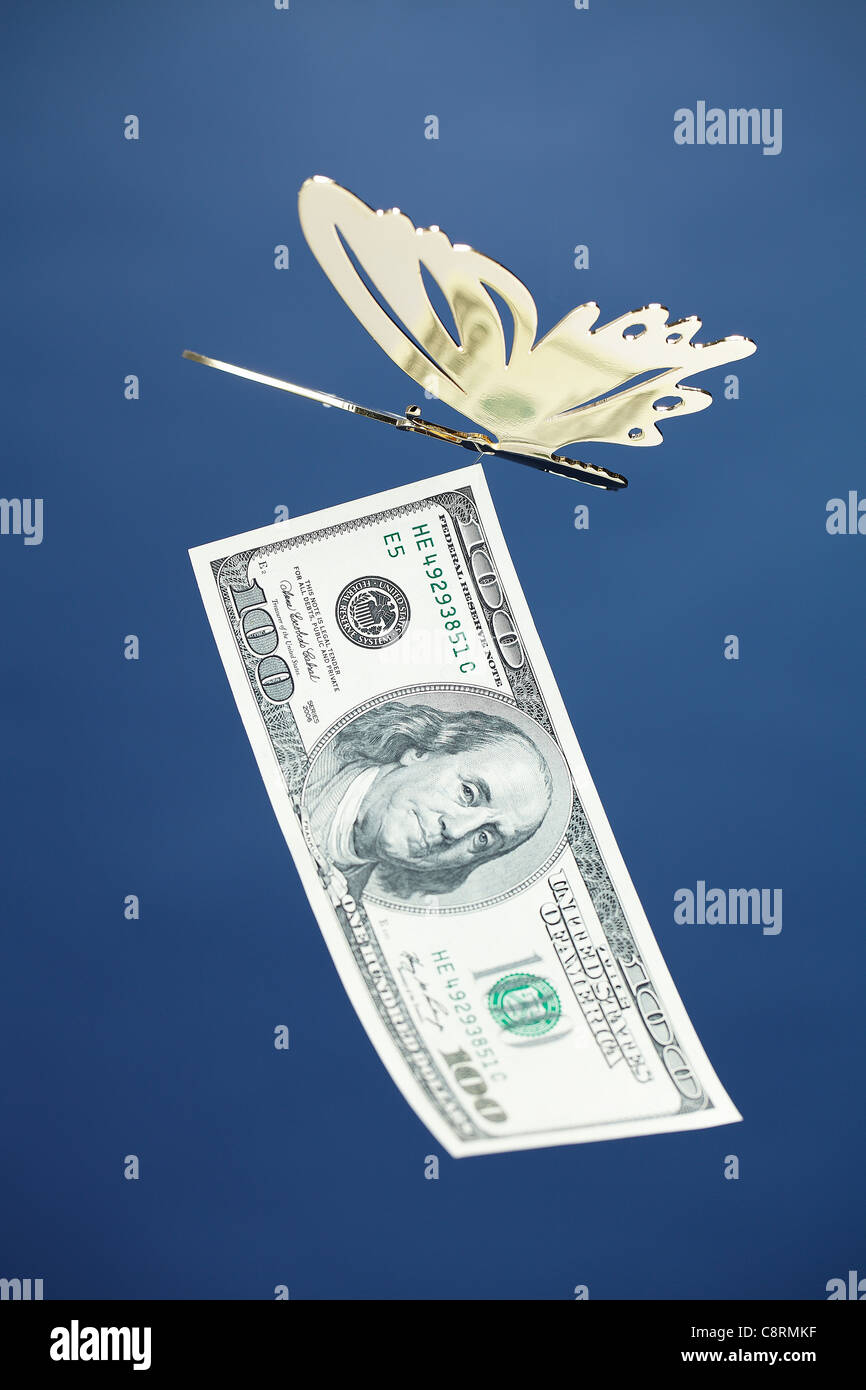 100 dollar notes hi-res stock photography and images - Alamy