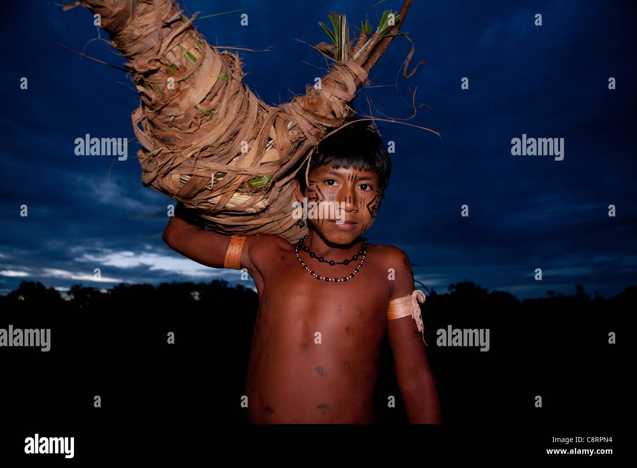 Xingu indians in the Amazone, Brazil Stock Photo - Alamy