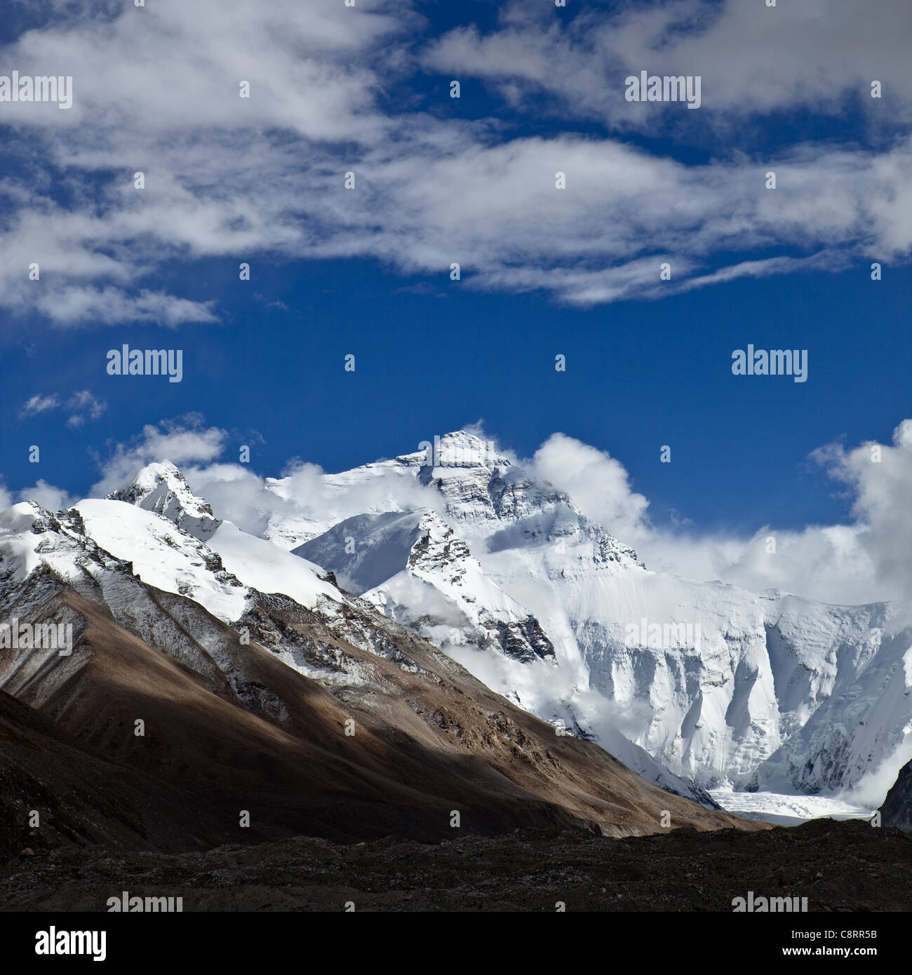 Mount everest tibet hi-res stock photography and images - Alamy