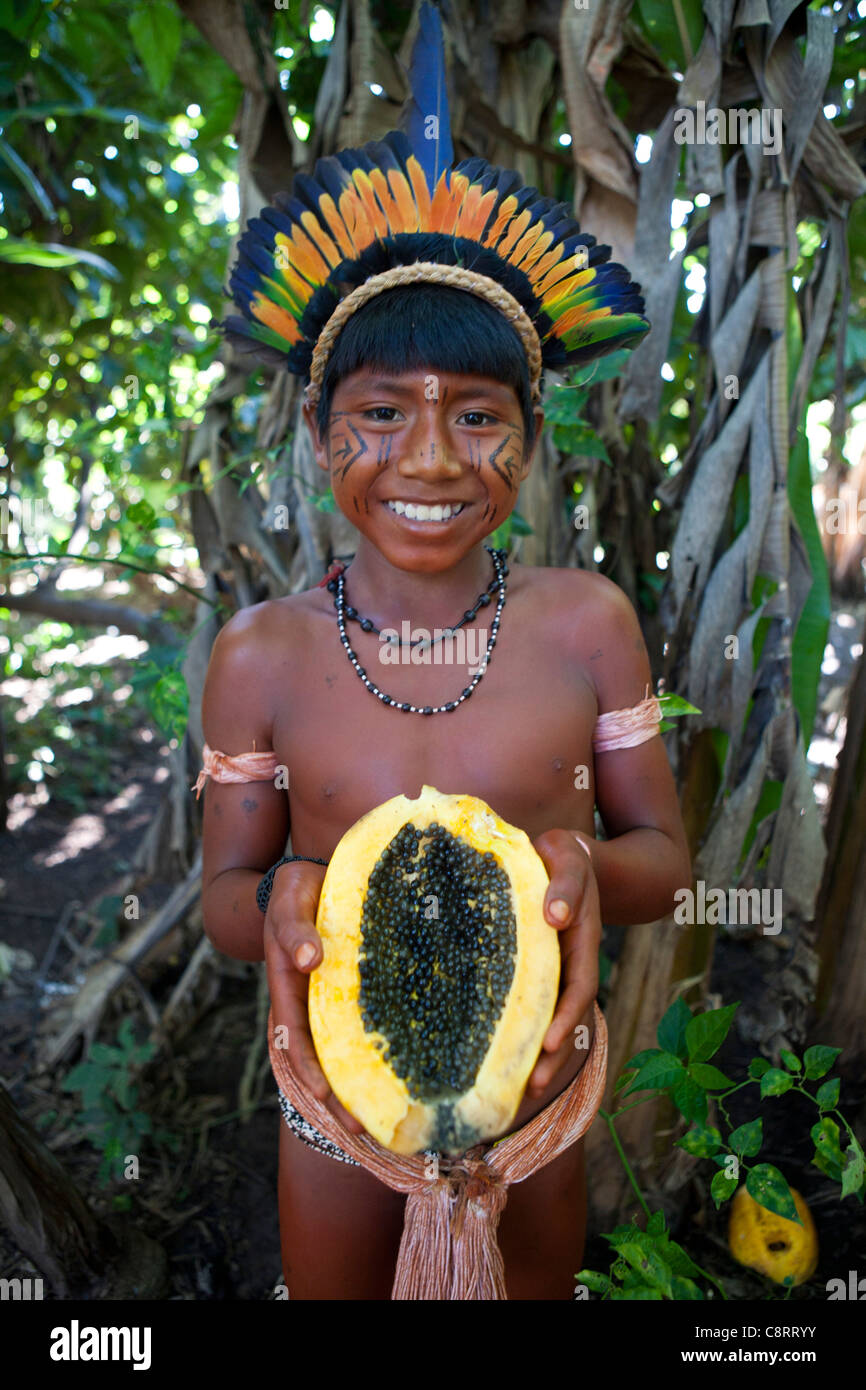 Xingu indians in the Amazone, Brazil Stock Photo - Alamy