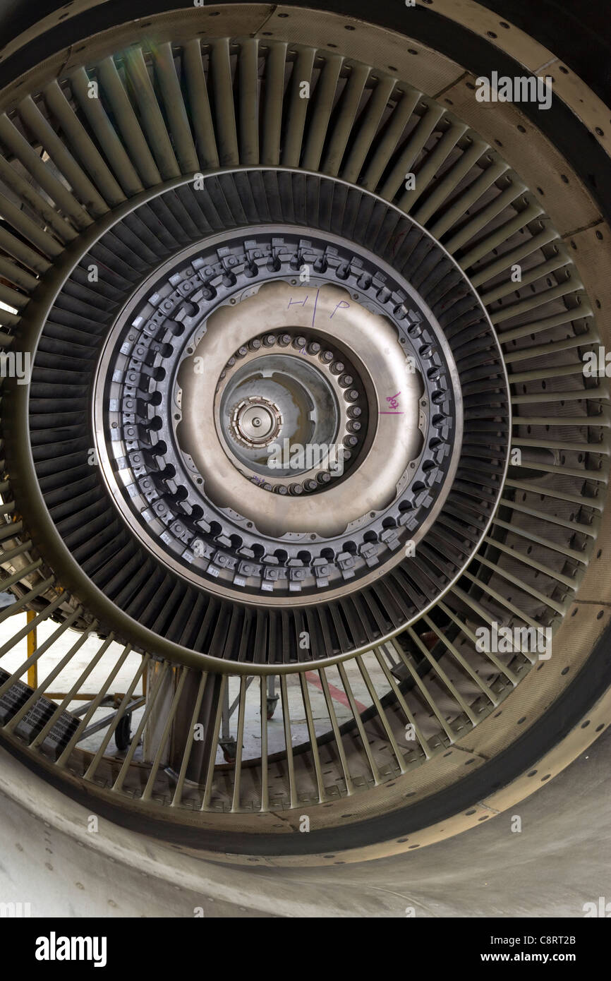 Boeing 757 aircraft jet engine hi-res stock photography and images - Alamy