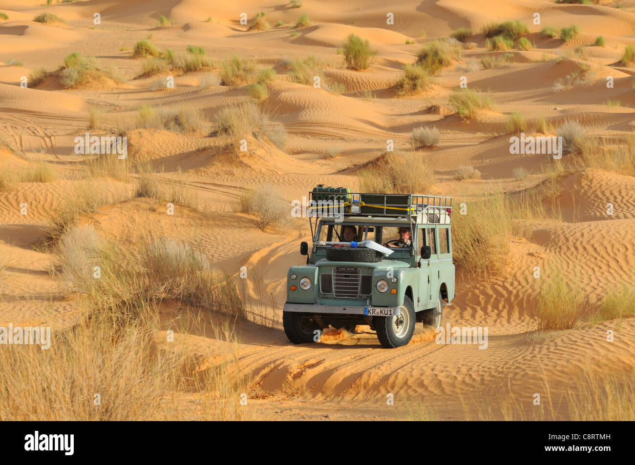 Land rover 109 series hi-res stock photography and images - Alamy