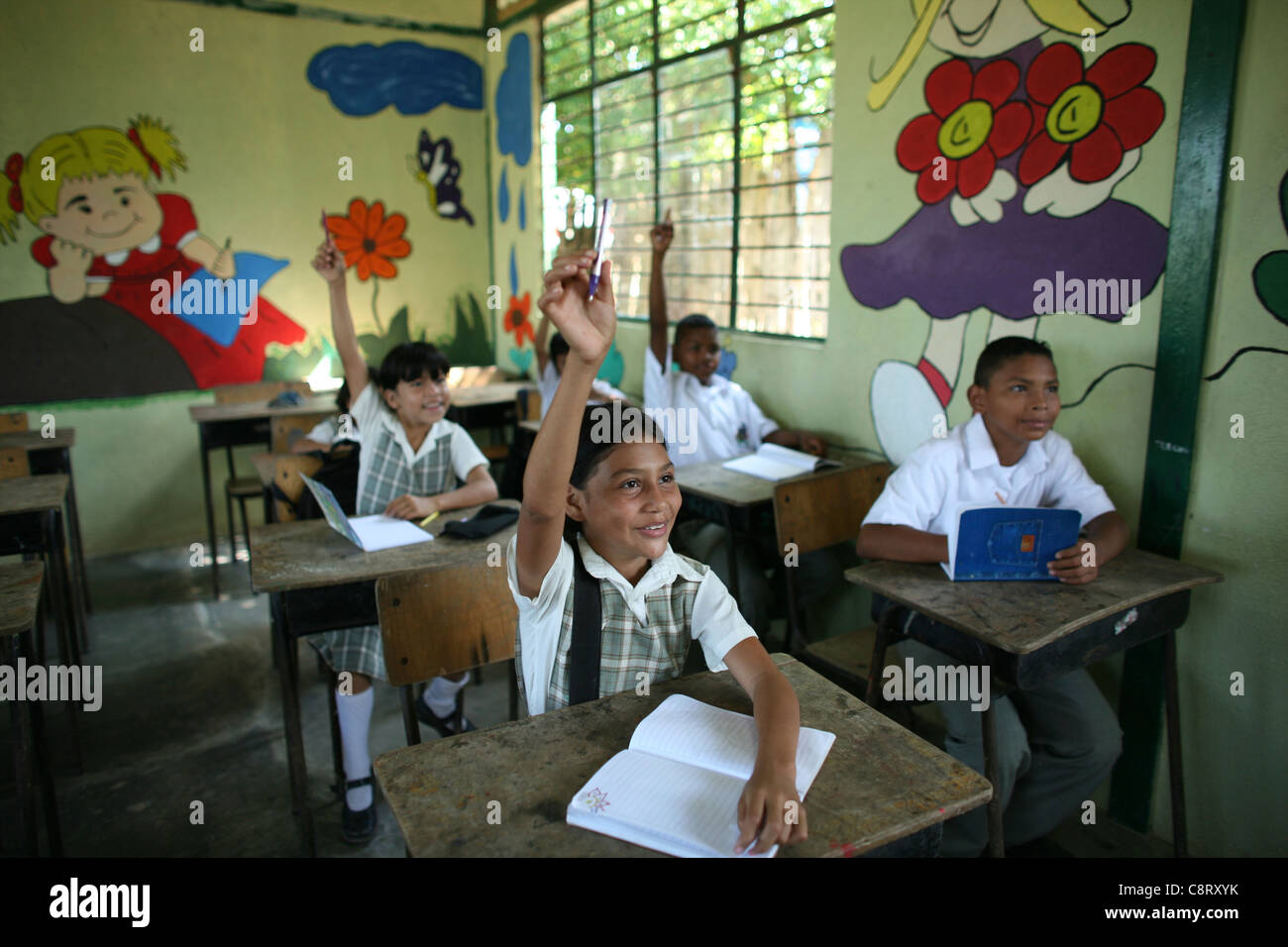 primary school in Colombia Stock Photo - Alamy