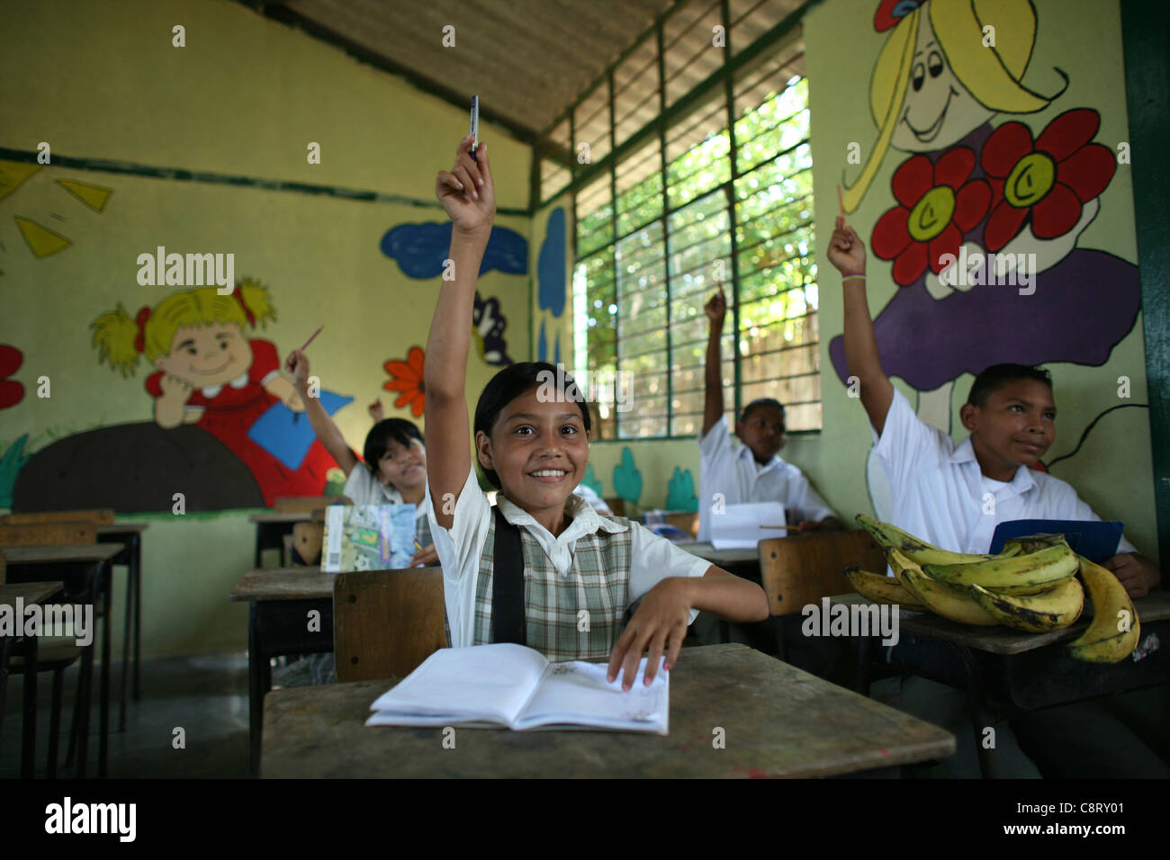 primary school in Colombia Stock Photo - Alamy
