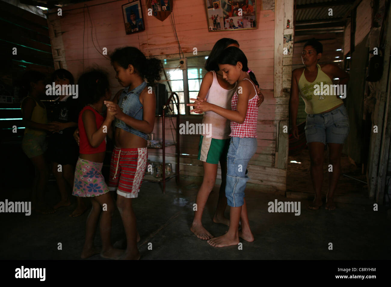life in a slum, colombia Stock Photo - Alamy