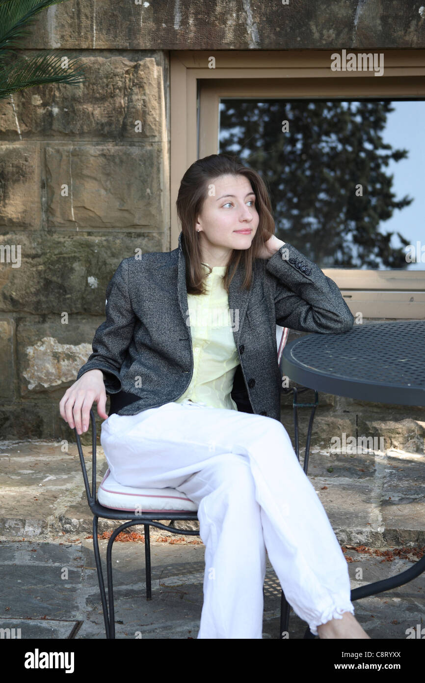 Woman wait waiting house hi-res stock photography and images - Alamy