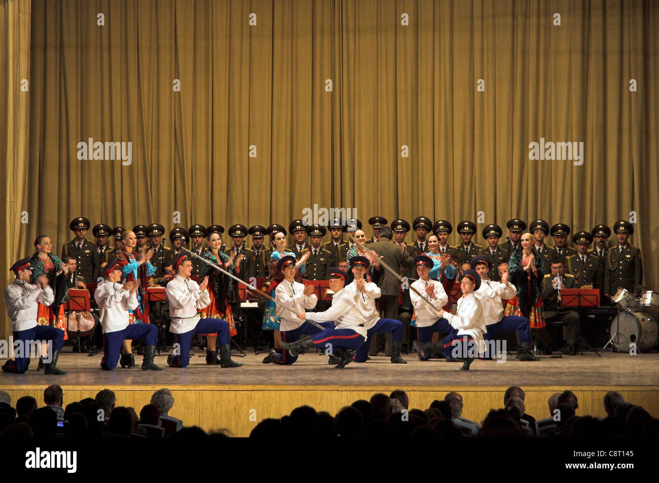 Russian folk dance perform hi-res stock photography and images - Alamy