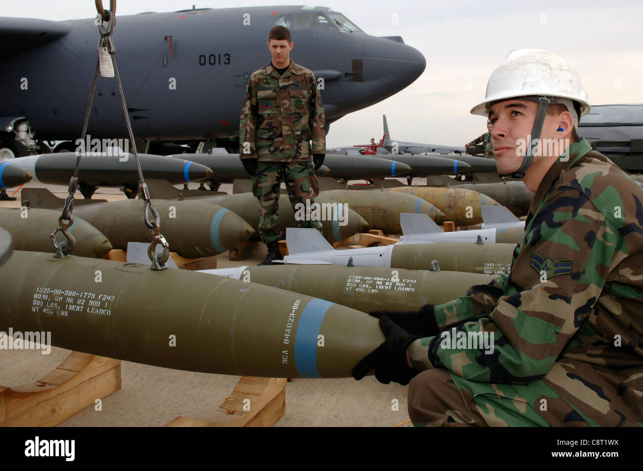 Mk 82 bomb hi-res stock photography and images - Alamy
