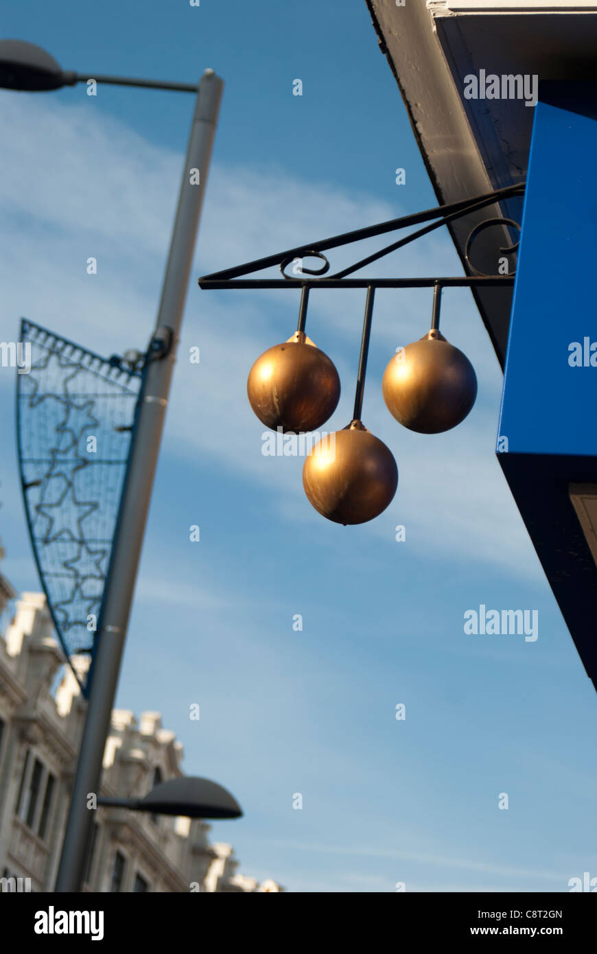 Pawnbrokers Symbol Three Gold Balls High Resolution Stock Photography ...