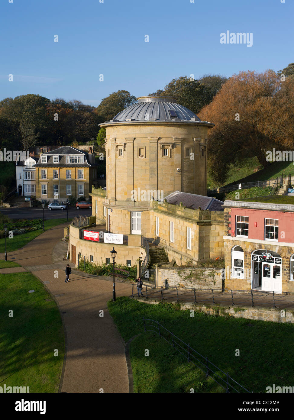 dh Rotunda Museum SCARBOROUGH NORTH YORKSHIRE Cliff Bridge Terrace and ...