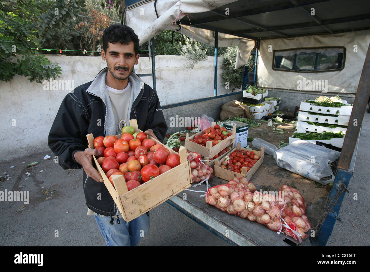 Jordan amman food tomato hi-res stock photography and images - Alamy