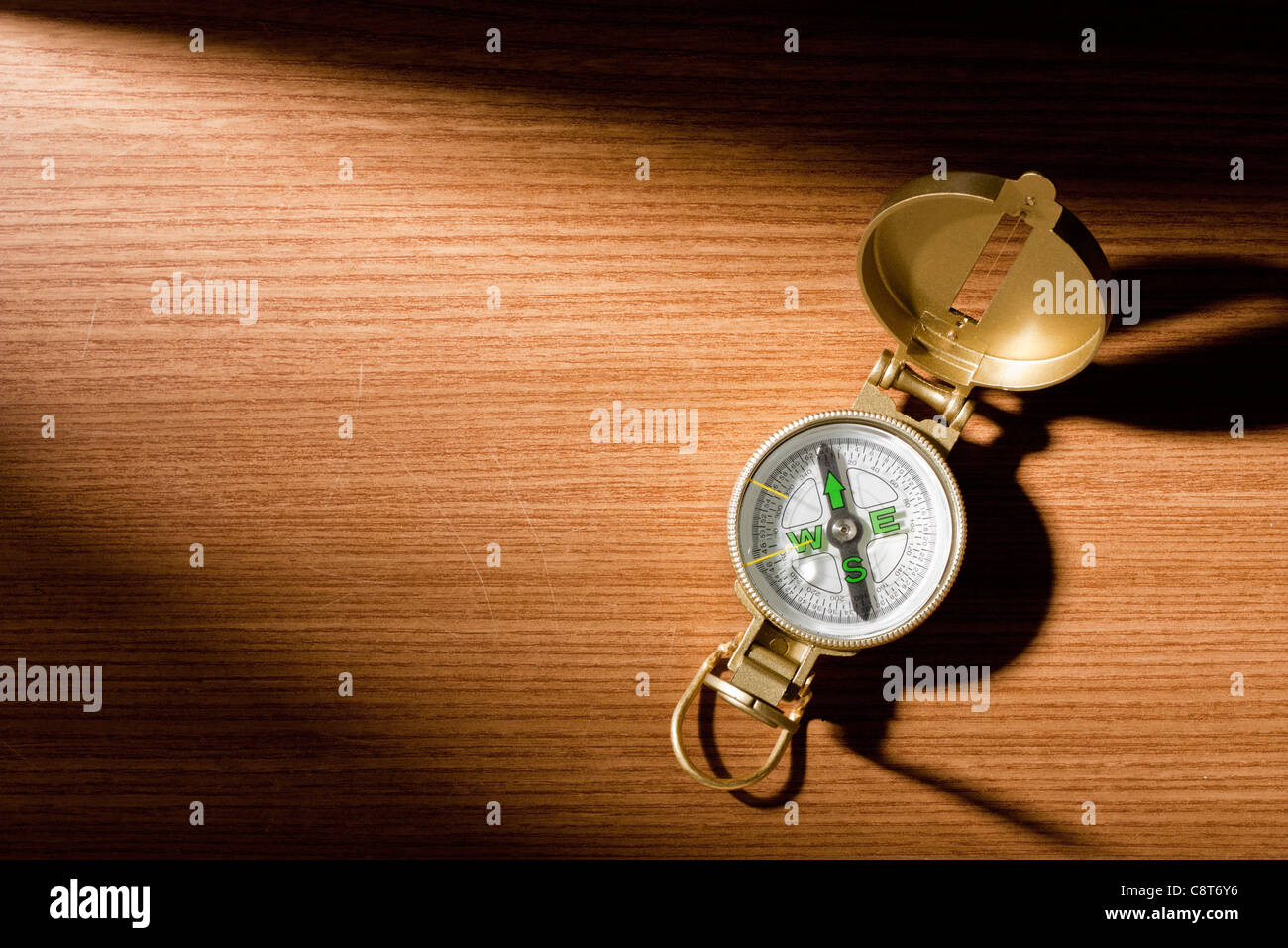 Beam compass hi-res stock photography and images - Alamy