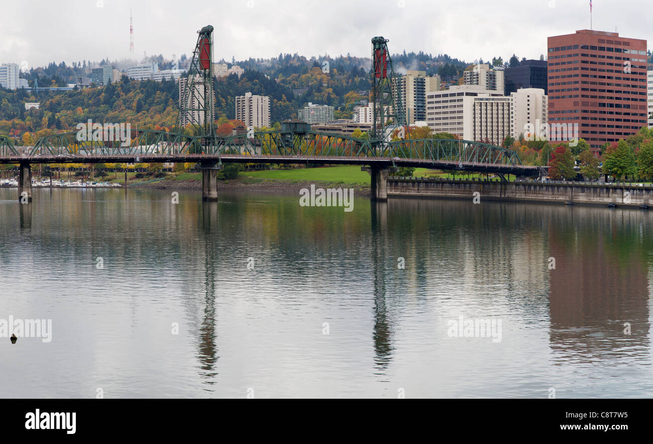 Reflection of Hawthorne Bridge on Willamette River in Portland Oregon ...