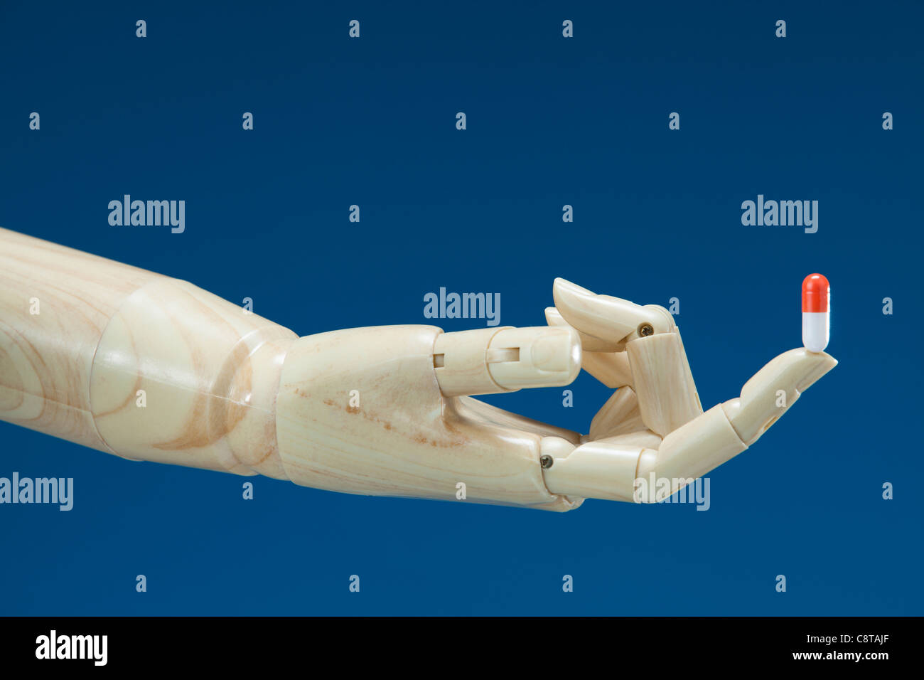 Hand robot image hi-res stock photography and images - Alamy