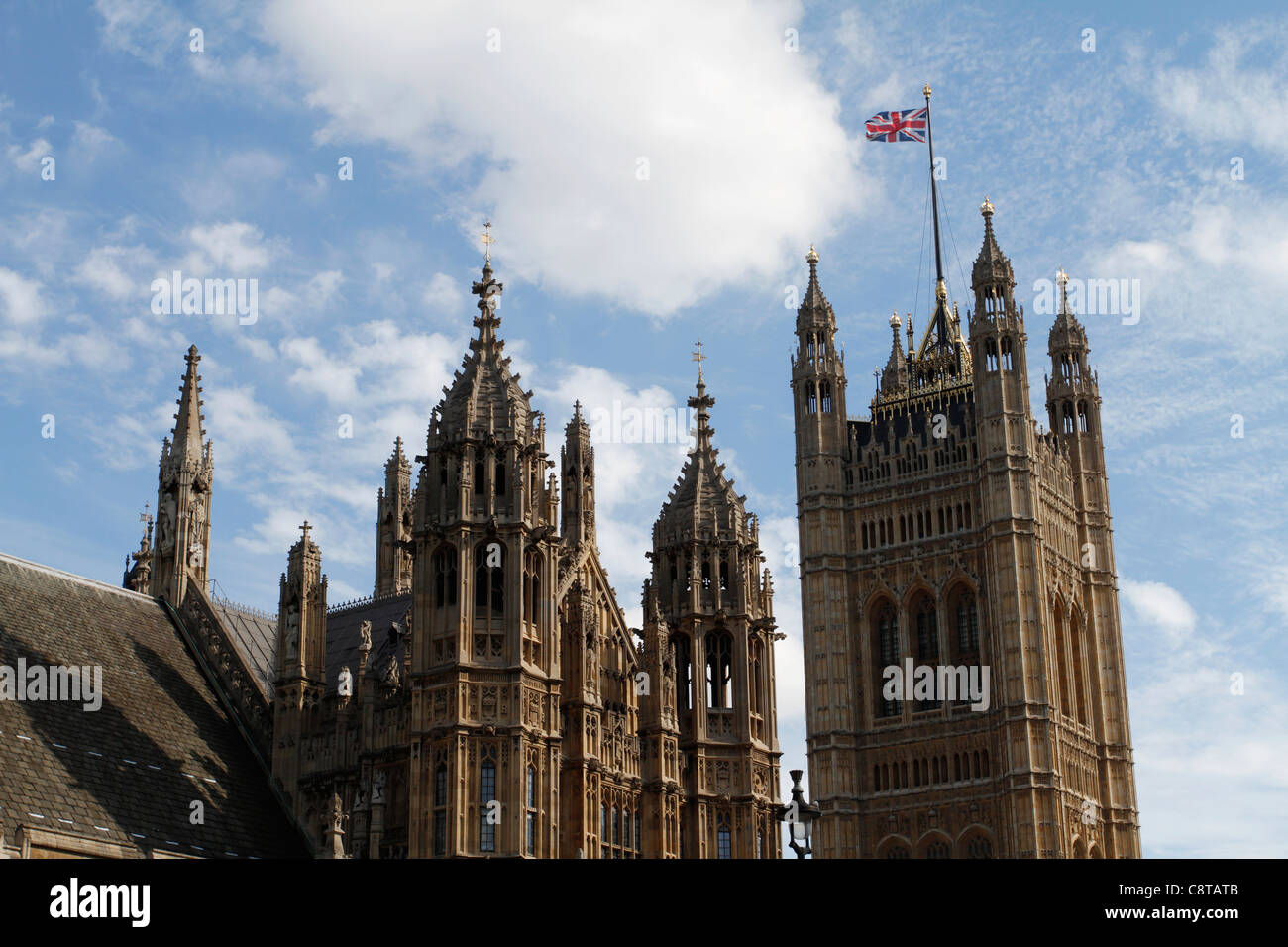Union Jack flag on Victoria Tower - Westminster Abbey in London Stock ...