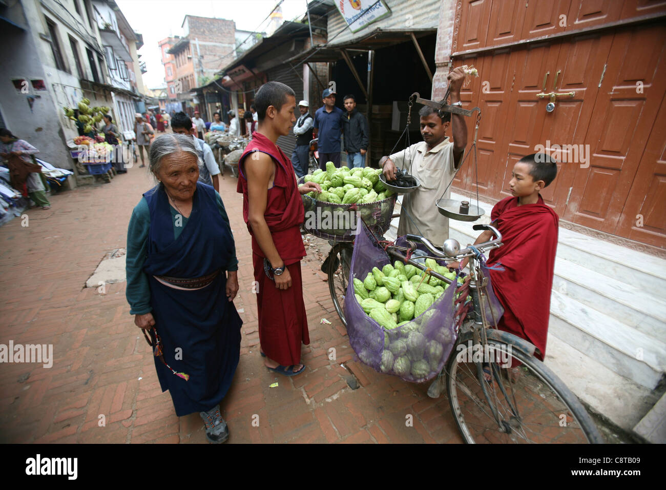 Tibetan refugee market hi-res stock photography and images - Alamy