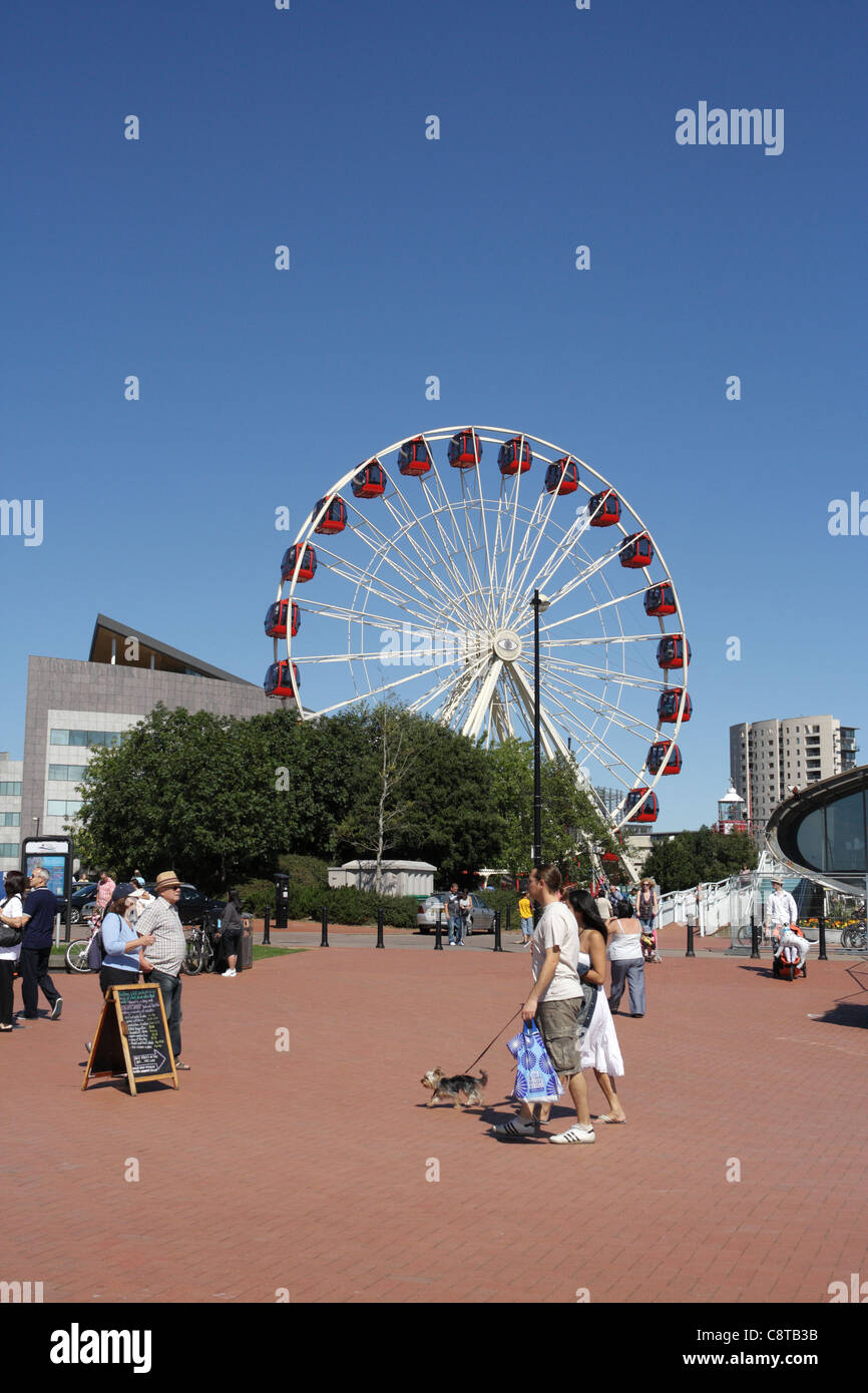 A Ferris wheel attraction during summer in Cardiff Bay Wales UK Stock ...