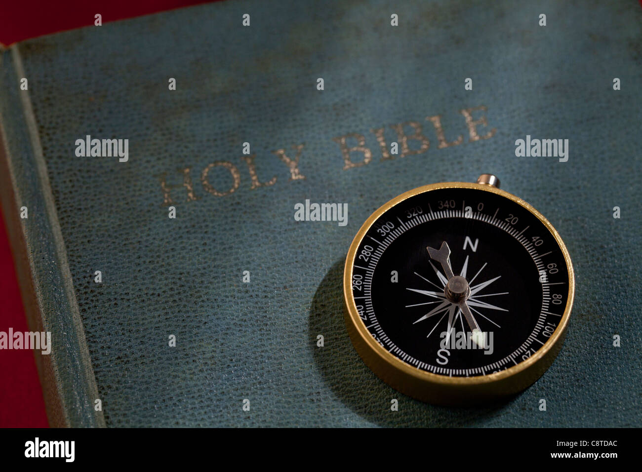Compass angle direction hi-res stock photography and images - Alamy