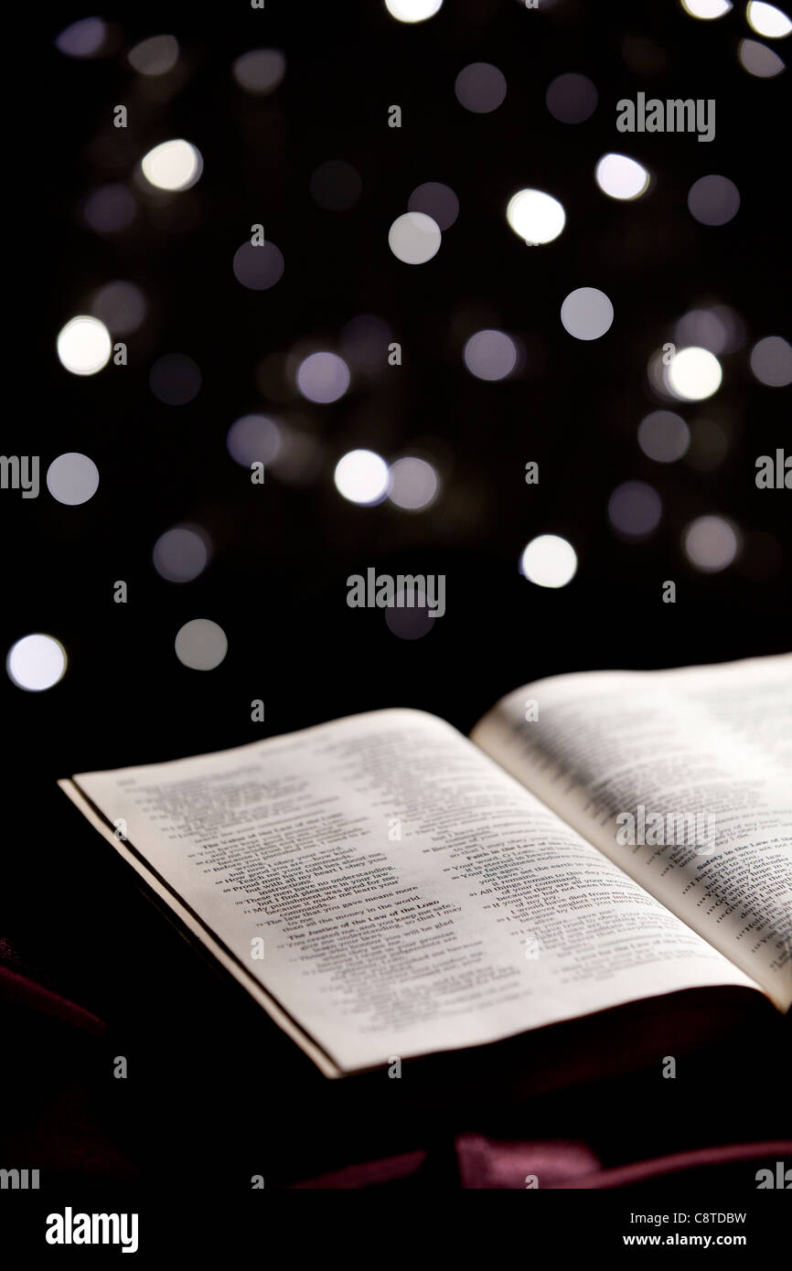 Illuminated bible hi-res stock photography and images - Alamy