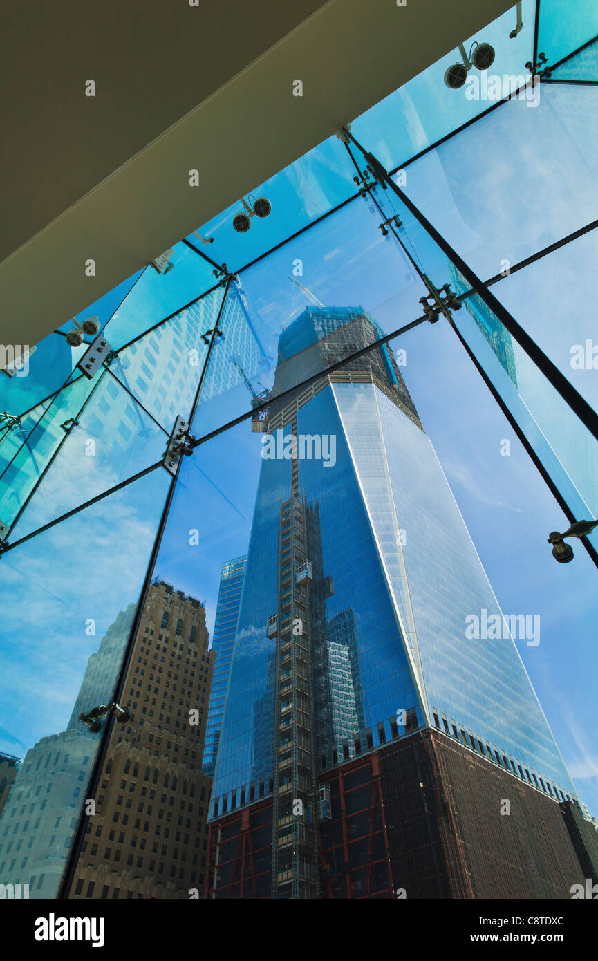USA, New York, New York City, Lower Manhattan, Ground Zero, reflection ...