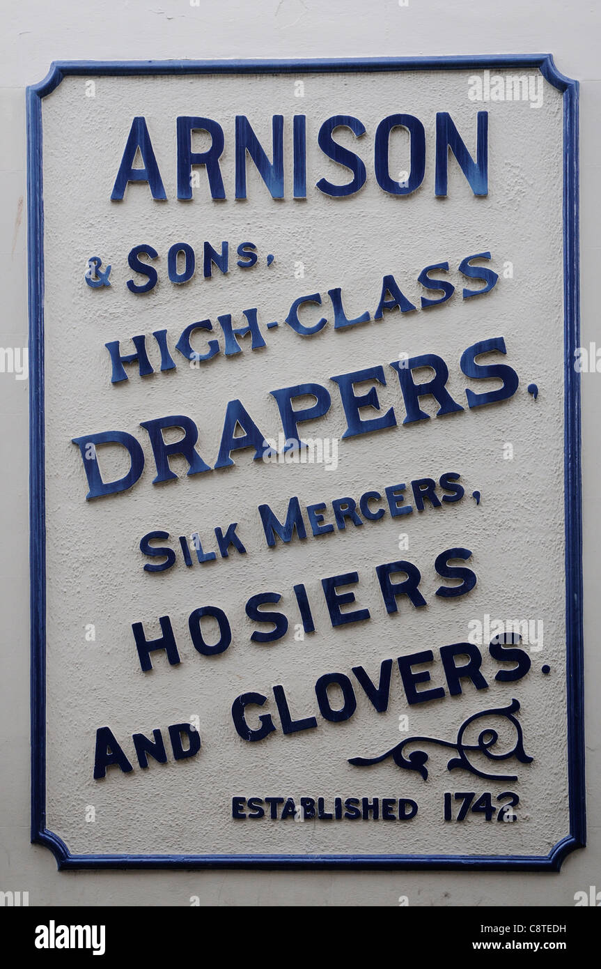 Drapers shops in old town hi-res stock photography and images - Alamy