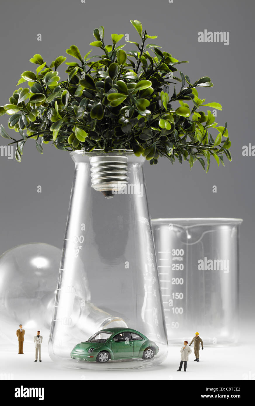 Conical flask hi-res stock photography and images - Alamy