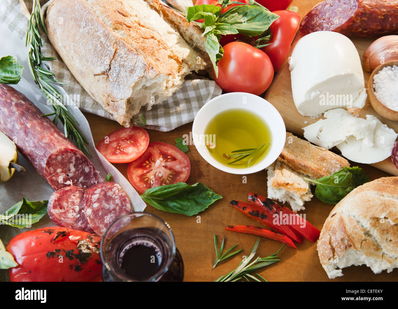 Italian healthy food table hi-res stock photography and images - Alamy