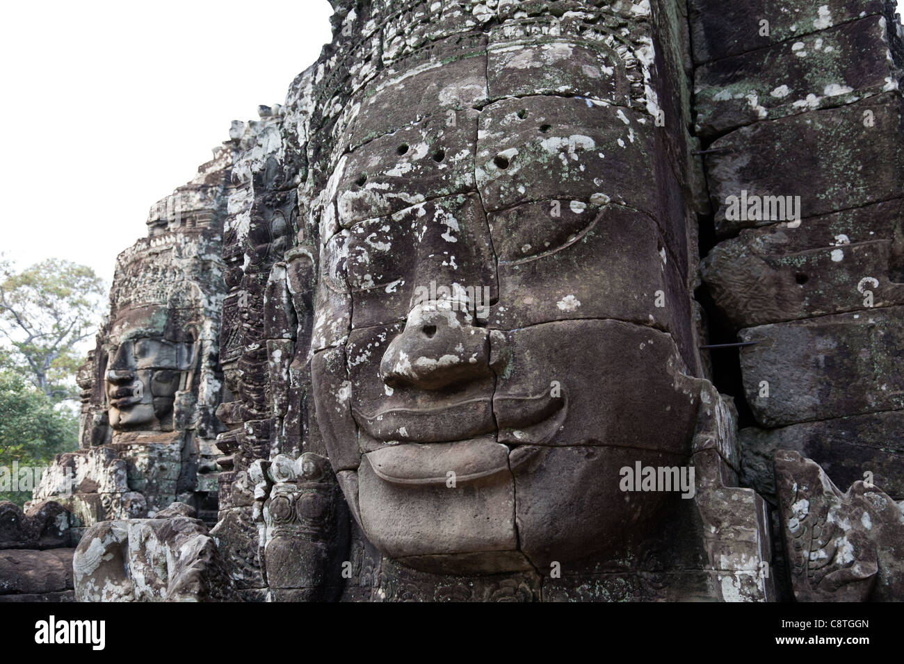 Huge smiling face at Bayon temple,Angkor Thom, Cambodia Stock Photo - Alamy