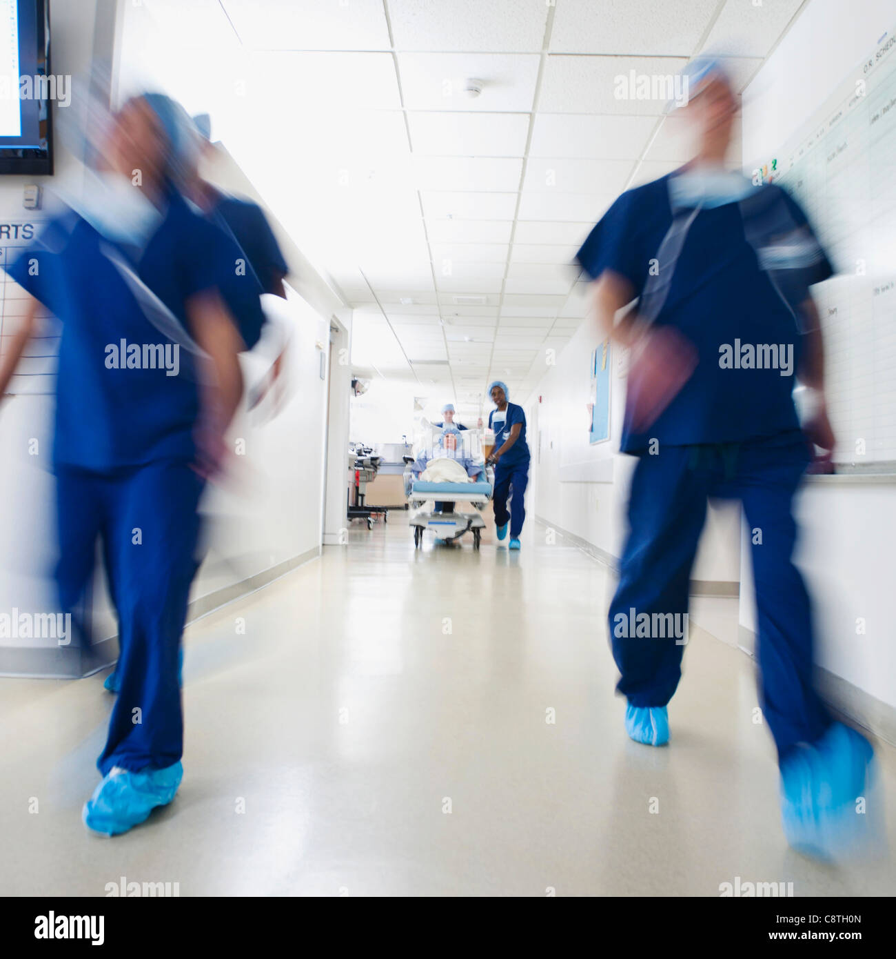Medical surgeon full gown hi-res stock photography and images - Alamy