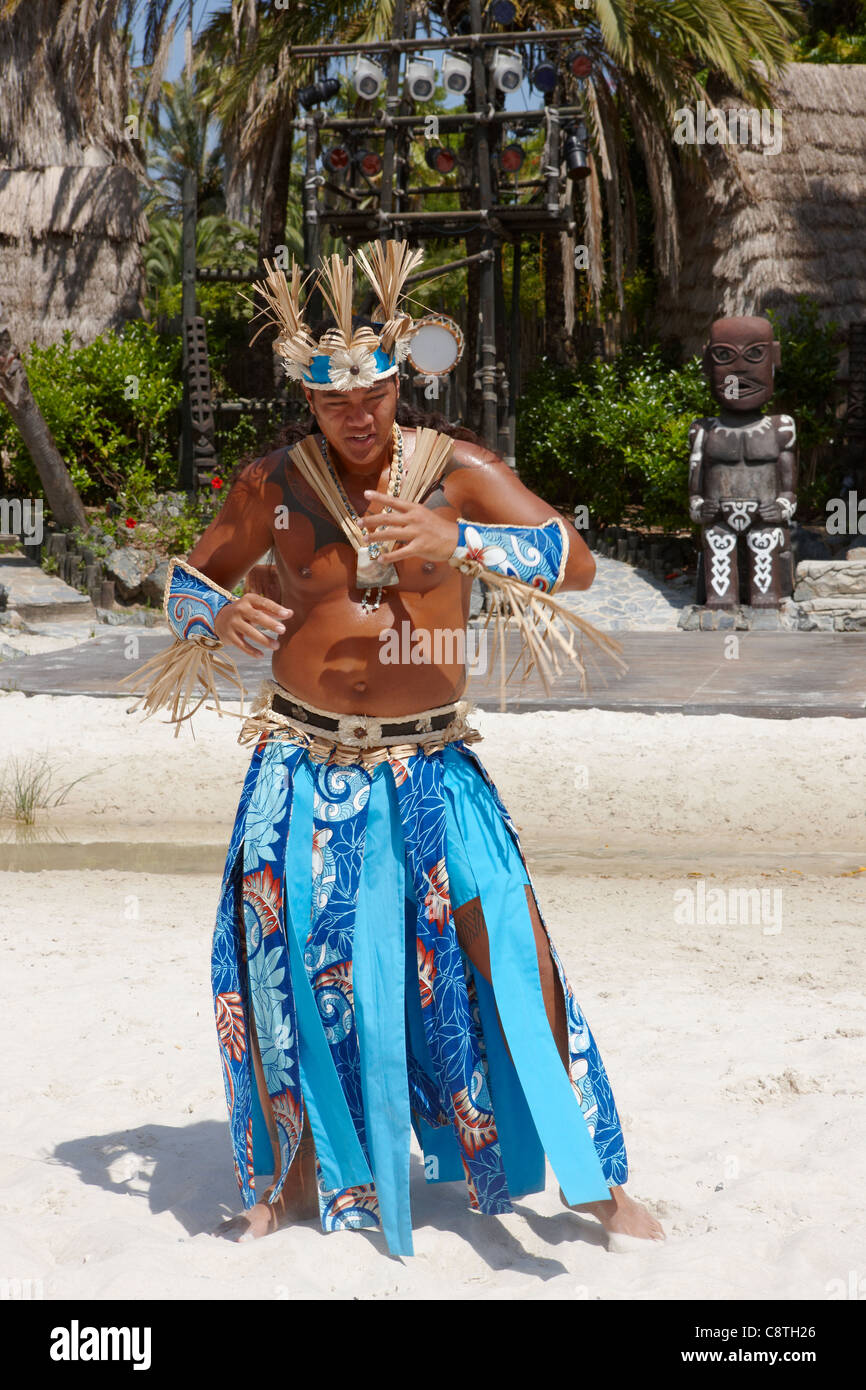Polynesian Dance Stock Photos & Polynesian Dance Stock Images - Alamy