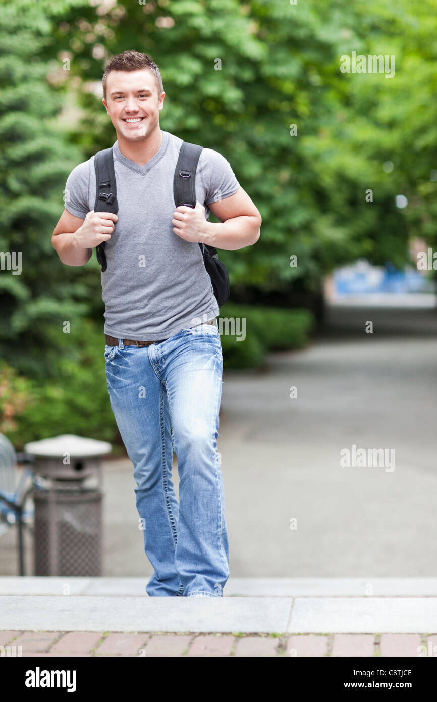 Full length portrait student hi-res stock photography and images - Alamy