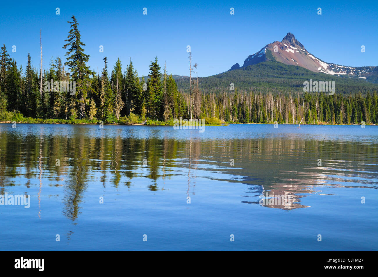 Big lake oregon hi-res stock photography and images - Alamy